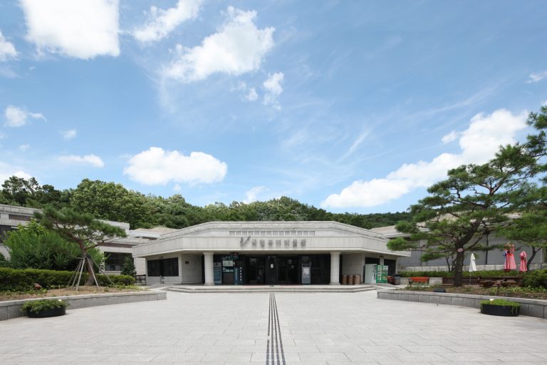 Buyeo Nationa Museum | Jeollanmdo Province | Exhibitions