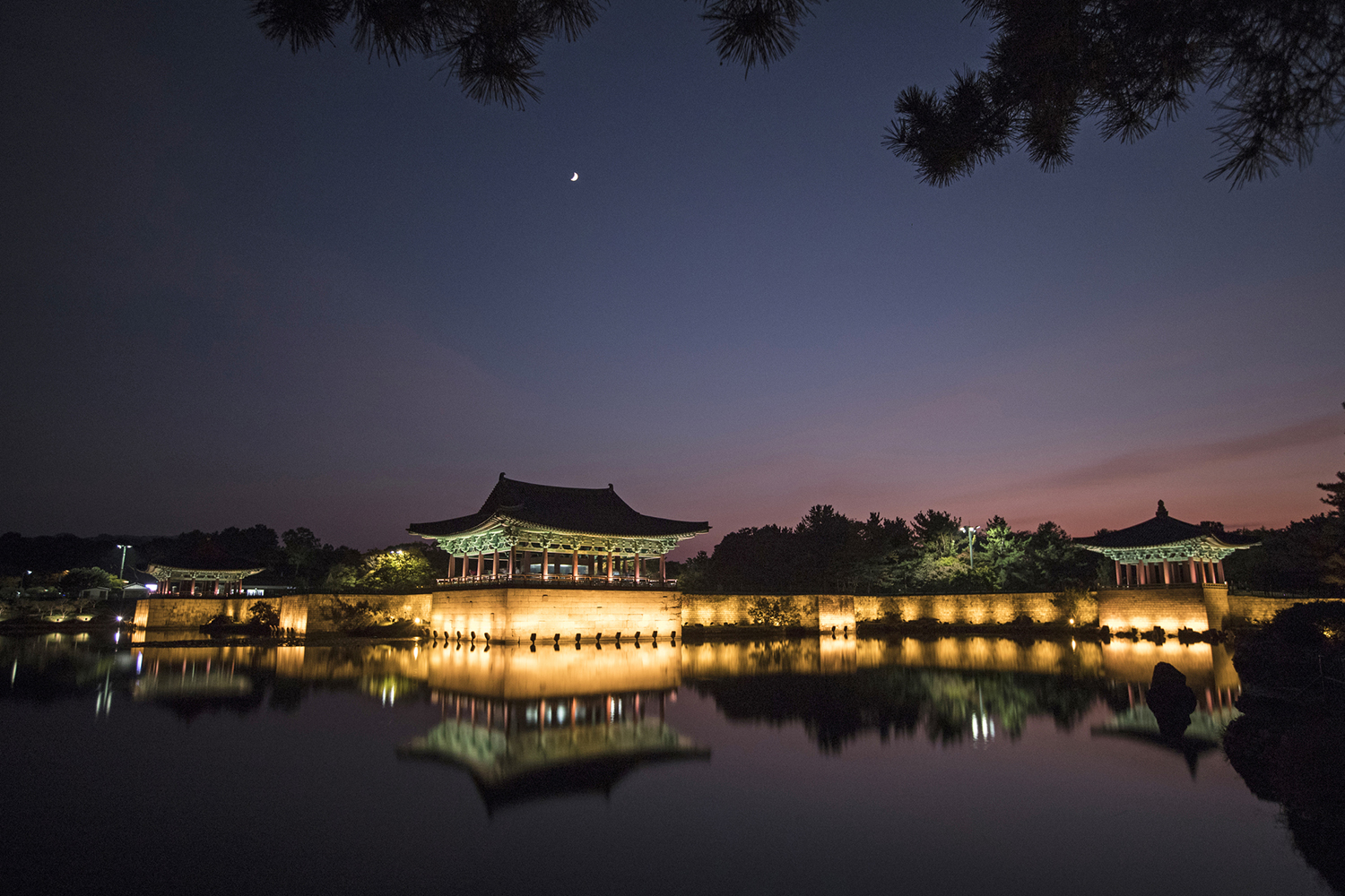 Estanque de Anapji - Turismo Coreano DMC