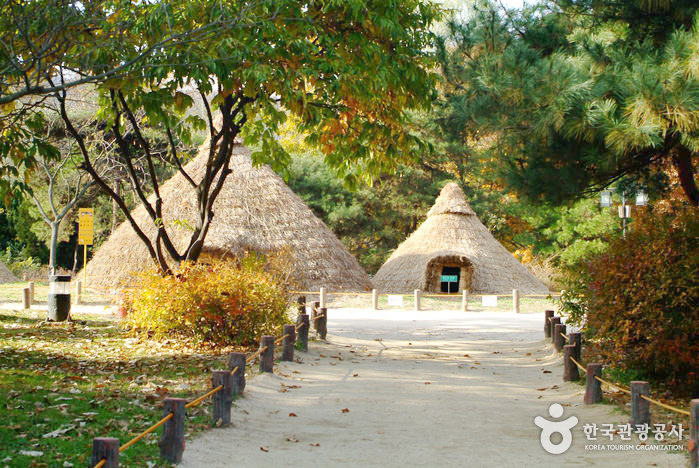 Amsa-dong Prehistoric Settlement Site | Historical relic No. 267 | Seoul