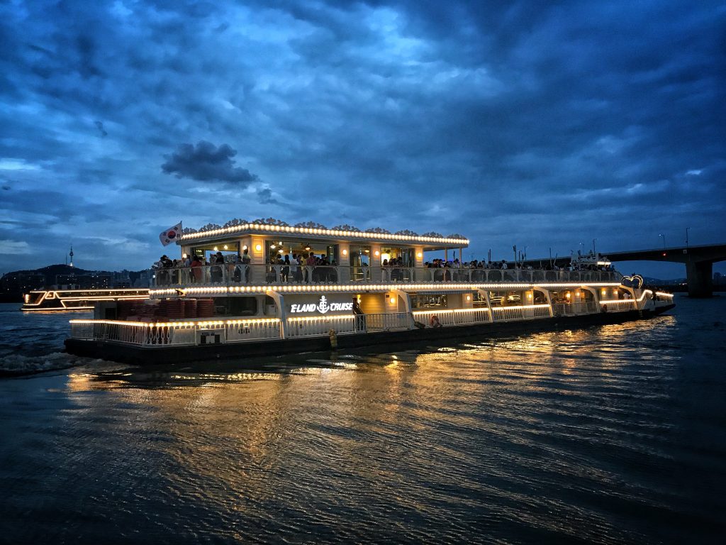 Han river moonlight cruise | Seoul moonlight cruise | Korea cruise