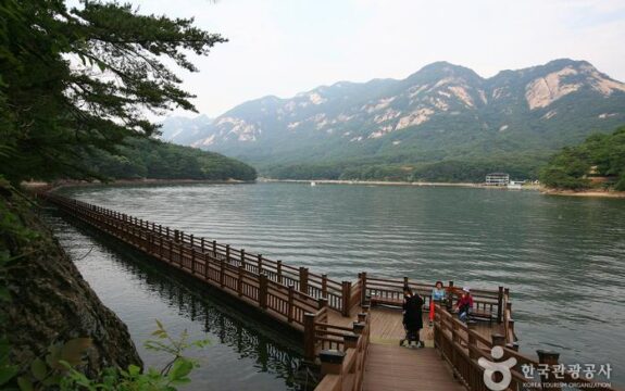 Sanjeong Lake - Etourism Korea DMC